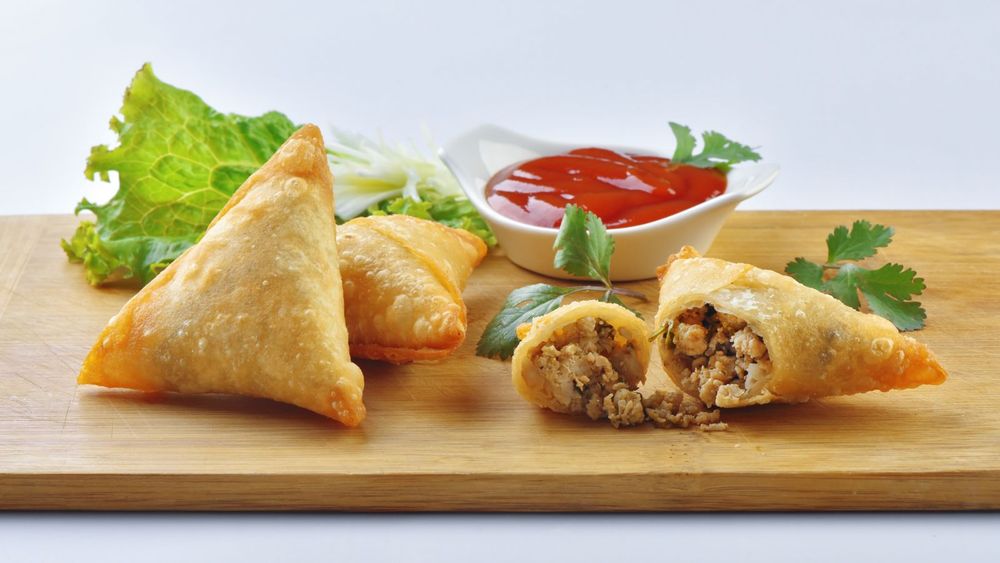 Chicken Samosa Recipe To Try At Home | Zee Zest